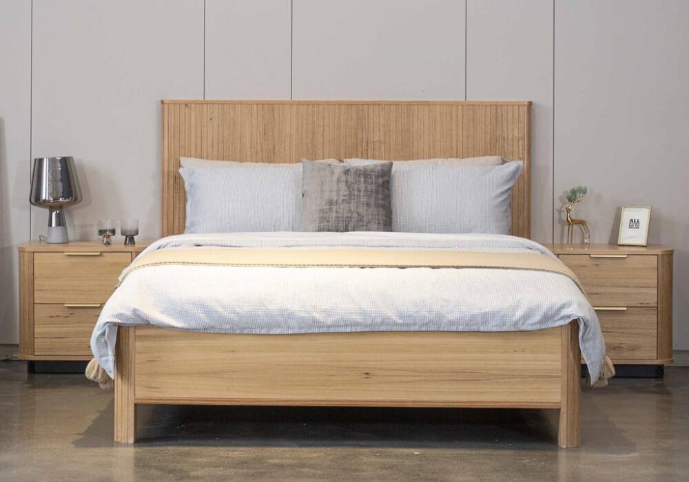 Como Bed - Thriftway Furniture